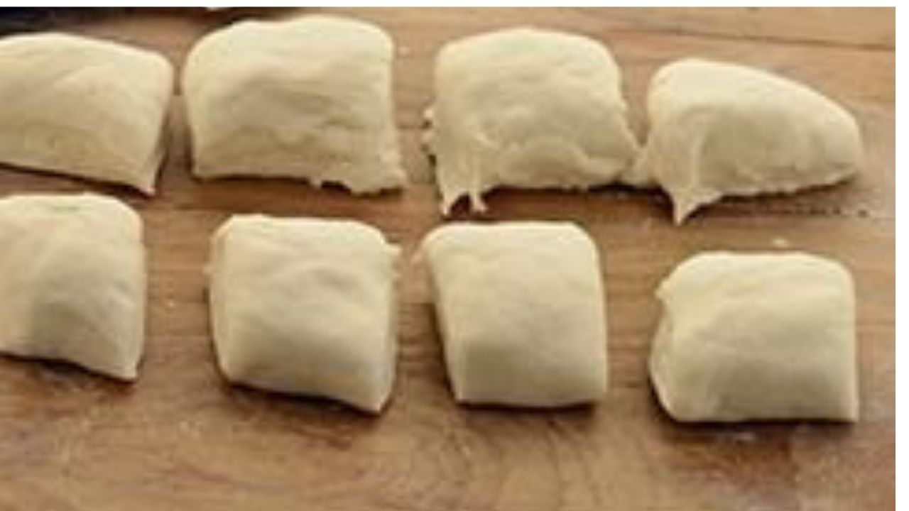 How To Make Bread Rolls (Buns) From Scratch. - My Family Pride