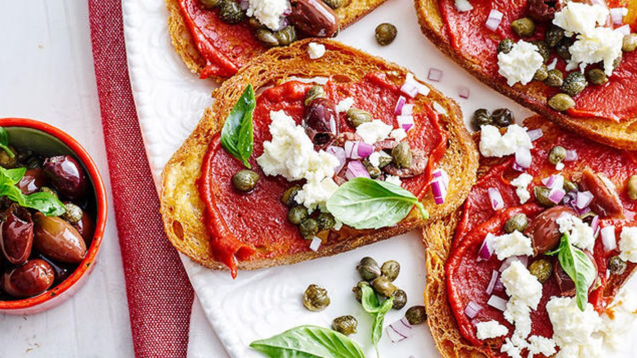 27 Interesting Types of Bread from Around the world - My Family Pride