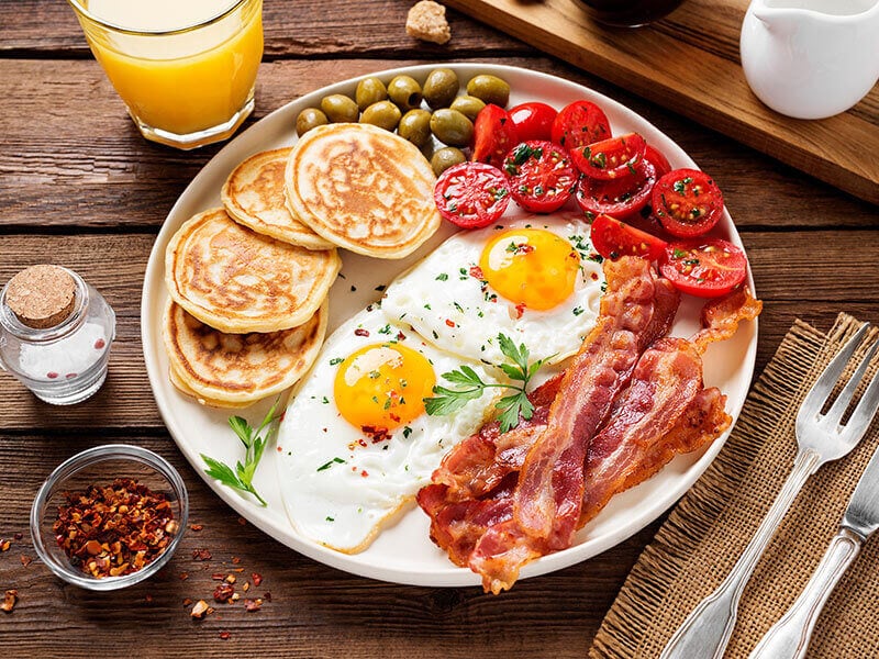 30 American Breakfast Food List 2025 - My Family Pride