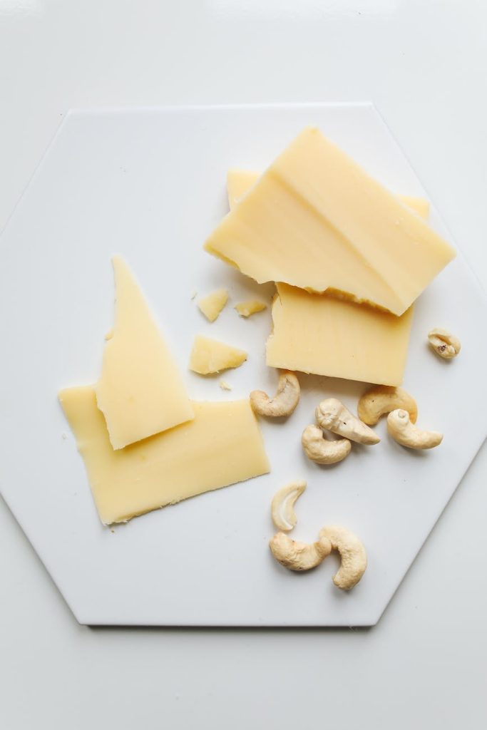 9 Low-Fat Cheeses You Can Eat When You're Losing Weight - My Family Pride